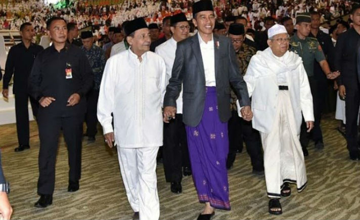 Habib Luthfi dan Kedekatannya dengan Jokowi | Tagar Habib Luthfi dan Kedekatannya dengan Jokowi | Tagar