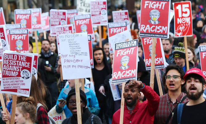 Trump Bikin Ulah Lagi, Ribuan Orang Demo Anti Trump di Phoenix | Tagar