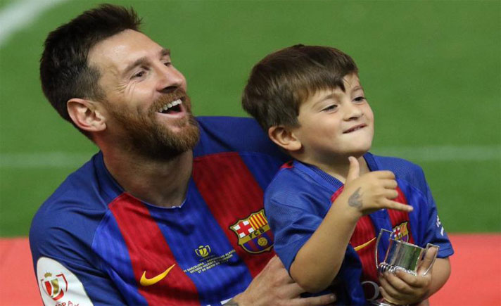 Nyanyi Catalunya, Anak Messi di Like 6 Juta Orang, Yuk Lihat Videonya ...