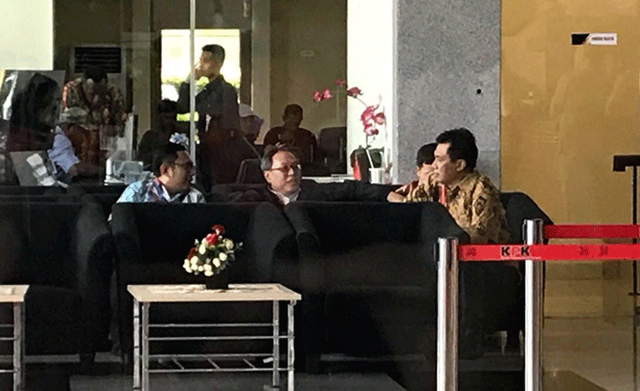 Dua Kali Mangkir, Akhirnya Made Oka Diperiksa KPK | Tagar Dua Kali Mangkir, Akhirnya Made Oka Diperiksa KPK | Tagar