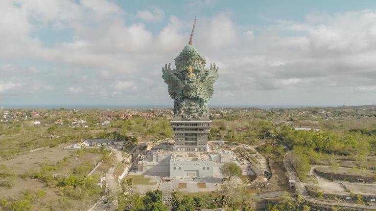 Mahakarya Patung Tertinggi Ketiga di Dunia Ada di Bali | Tagar