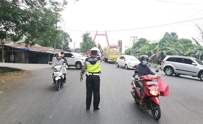 H-2 Jelang Lebaran Arus Mudik di Gowa Meningkat | Tagar H-2 Jelang Lebaran Arus Mudik di Gowa Meningkat | Tagar