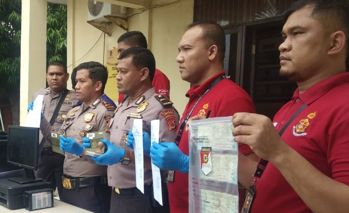 Warga Aceh Dibekuk Karena Palsukan Stempel Polisi | Tagar