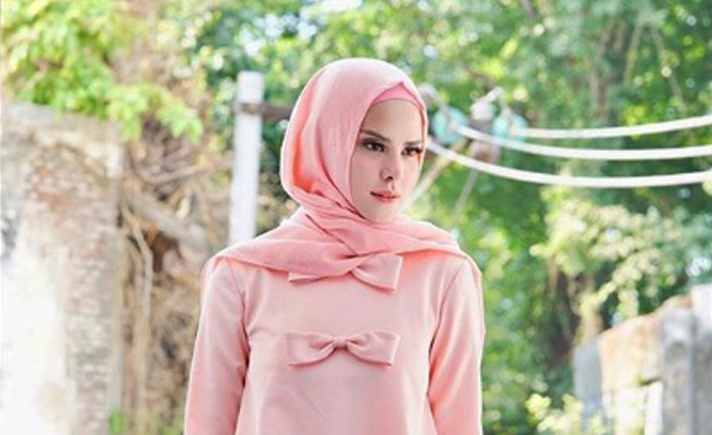 Angel Lelga dan Fiki Alman Jadi Tersangka Kasus Perzinahan | Tagar