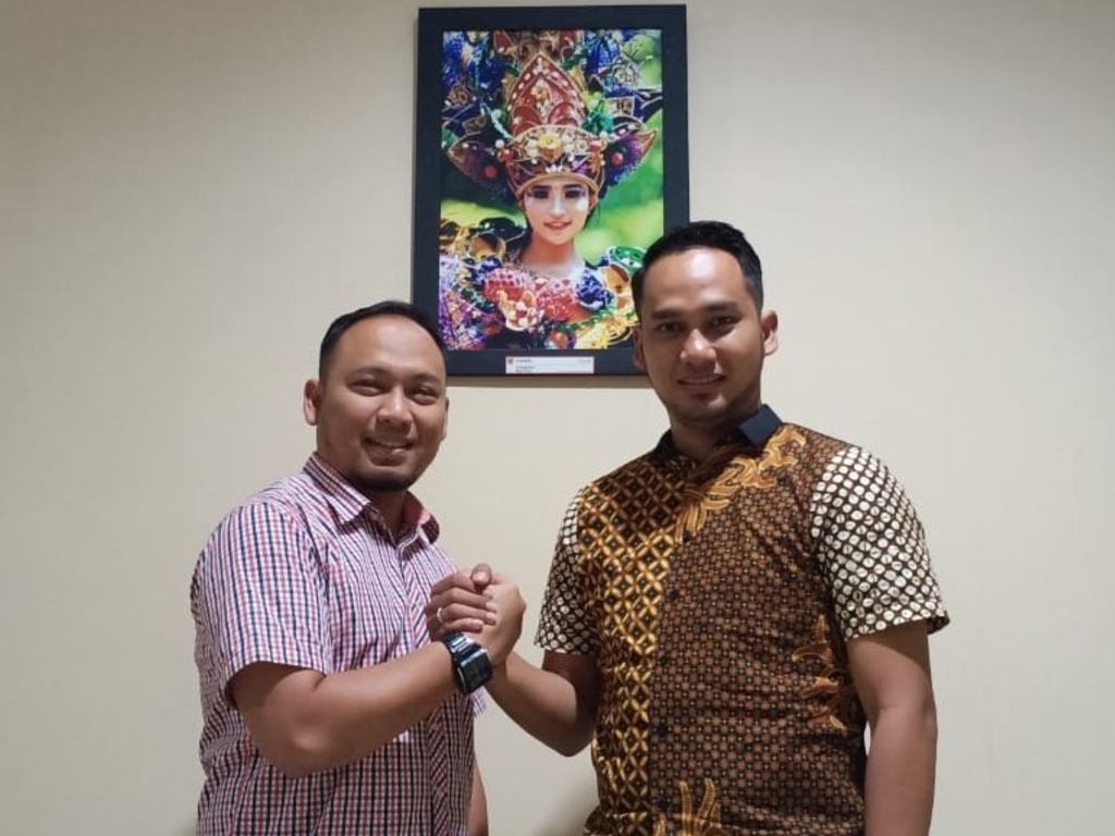 Kakak Adik Ganteng di DPRD Semarang | Tagar