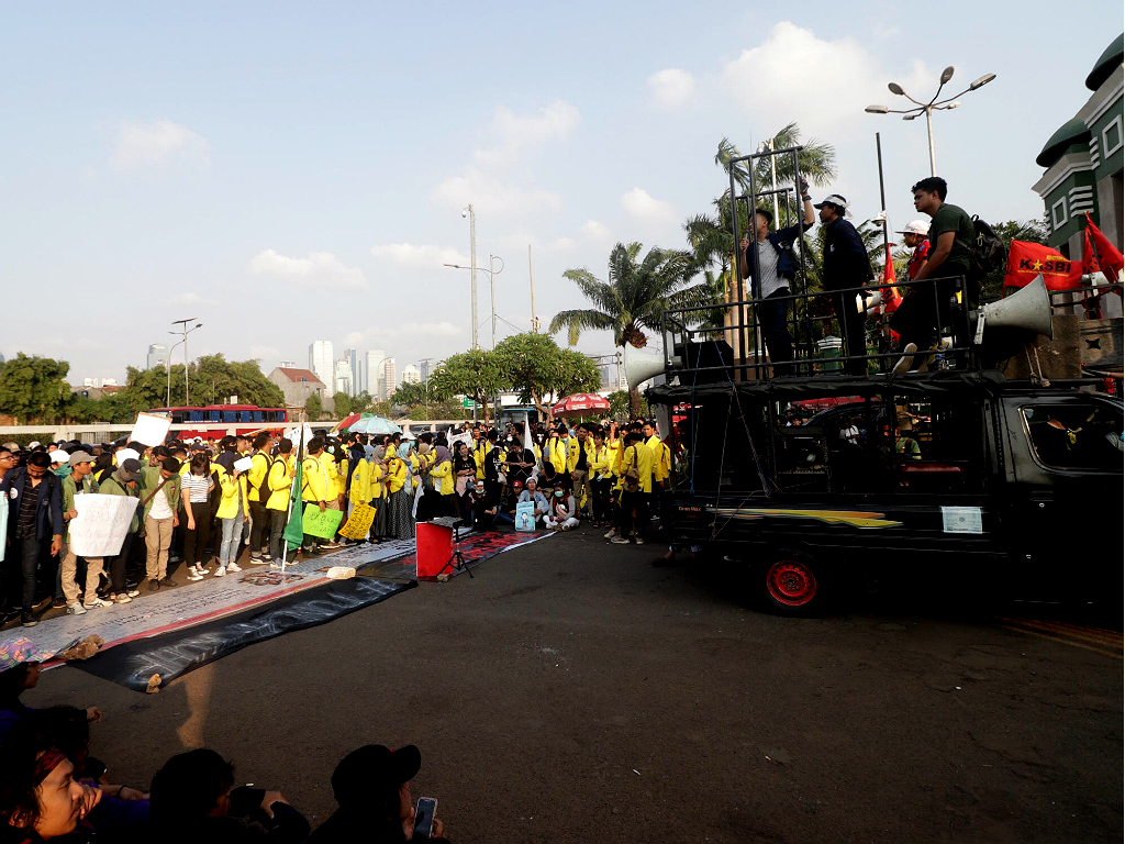 Foto: Aksi Demo Mahasiswa Tolak RKUHP dan RUU KPK | Tagar Foto: Aksi Demo Mahasiswa Tolak RKUHP dan RUU KPK | Tagar