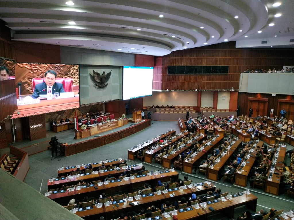 DPR Tetapkan Anggota Komisi III Periode 2019-2024 | Tagar