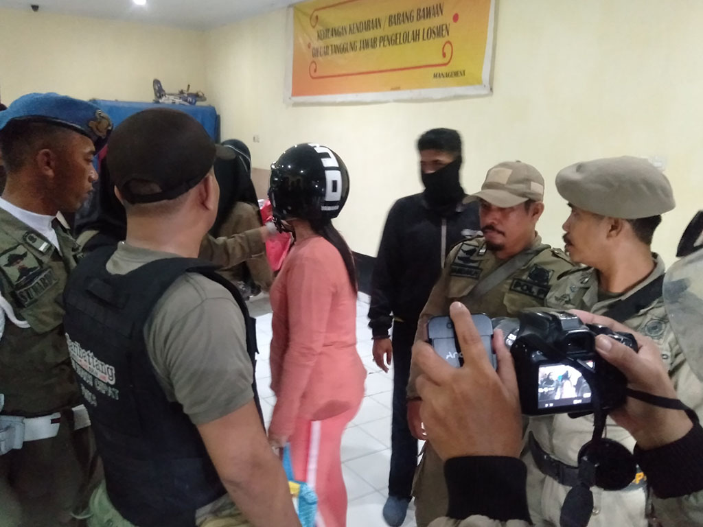 7 Pasangan Mesum Malam Valentine Di Makassar Diciduk Tagar 