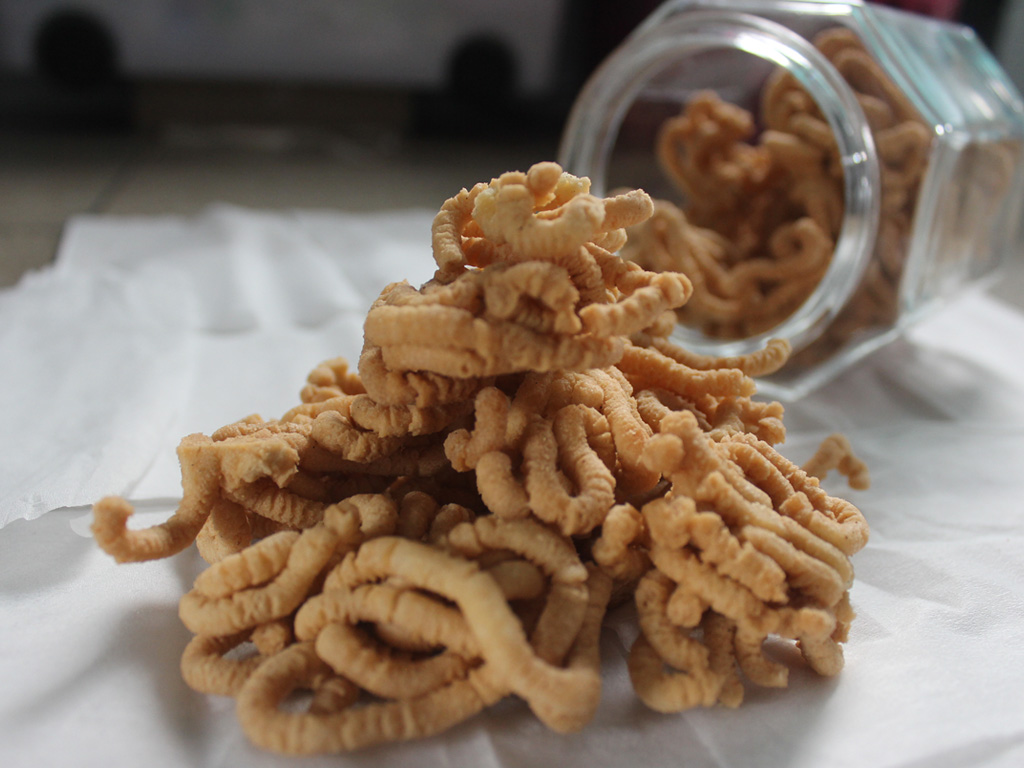 Kue Khas Magelang Mirip Sarang Cacing | Tagar