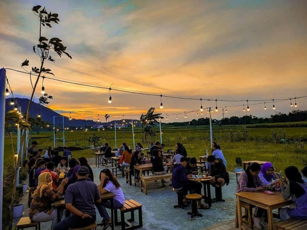 Kopi Kafe 'Senja' di Lereng Gunung Wilis Kediri | Tagar Kopi Kafe 'Senja' di Lereng Gunung Wilis Kediri | Tagar