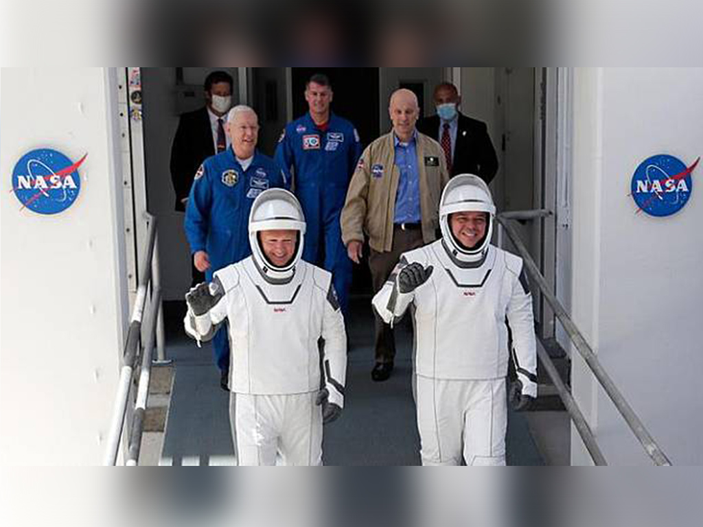 Jelajah Luar Angkasa, 2 Astronot NASA Kembali ke Bumi | Tagar Jelajah Luar Angkasa, 2 Astronot NASA Kembali ke Bumi | Tagar