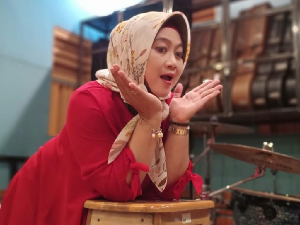 Begini Cara Dina Firli Merayakan HUT Kemerdekaan RI | Tagar