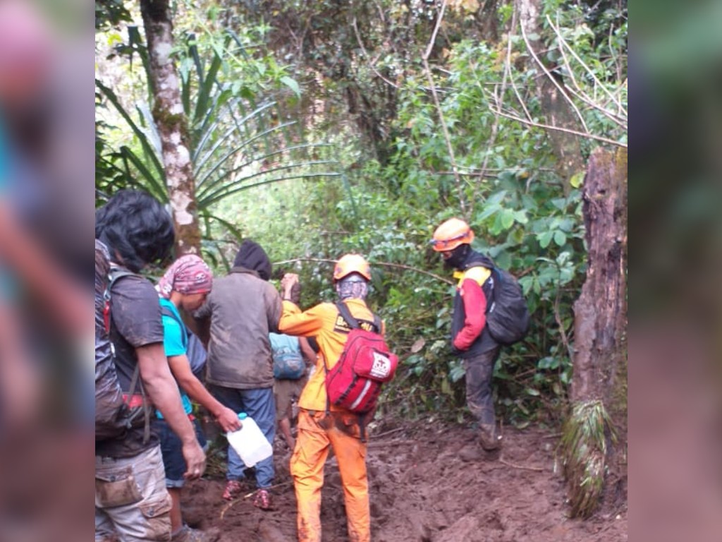 Pendaki Asal Sumbar Pingsan di Gunung Talang | Tagar Pendaki Asal Sumbar Pingsan di Gunung Talang | Tagar