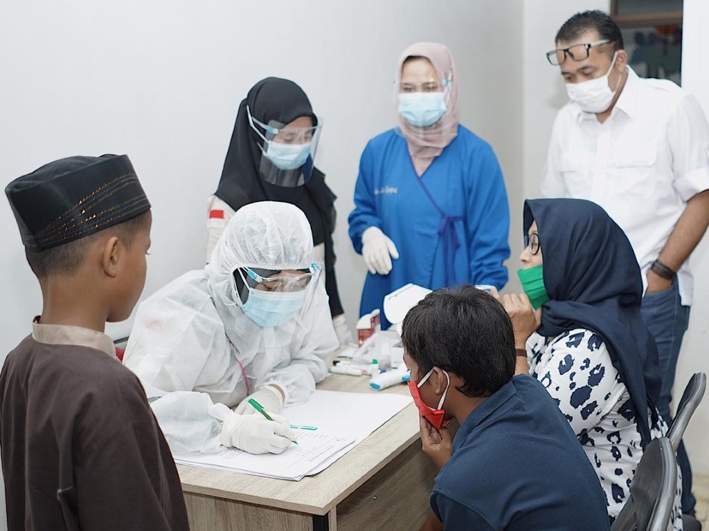Bobby Nasution Gelar Khitanan Massal 75 Anak Medan | Tagar Bobby Nasution Gelar Khitanan Massal 75 Anak Medan | Tagar