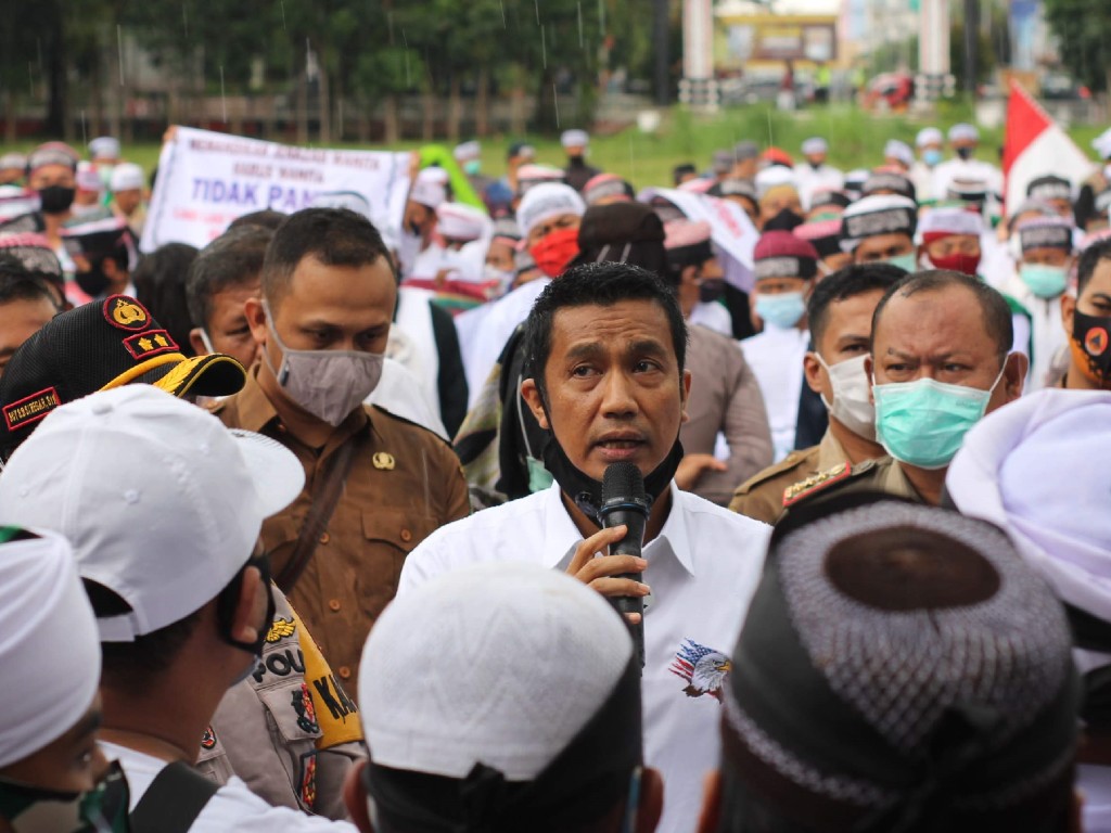 Buntut Kasus Pemandian Jenazah, Direksi RSUD Siantar Dipecat | Tagar Buntut Kasus Pemandian Jenazah, Direksi RSUD Siantar Dipecat | Tagar