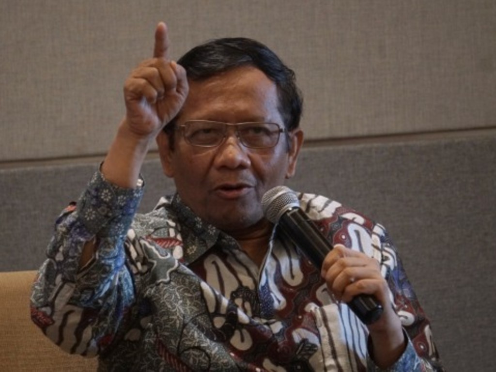 Mahfud Md ke Rizieq Shihab: Kalau Merasa Sehat Datangi Pemeriksaan | Tagar Mahfud Md ke Rizieq Shihab: Kalau Merasa Sehat Datangi Pemeriksaan | Tagar