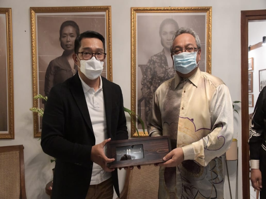 Ridwan Kamil Tawarkan Peluang Investasi ke Dubes Malaysia | Tagar Ridwan Kamil Tawarkan Peluang Investasi ke Dubes Malaysia | Tagar