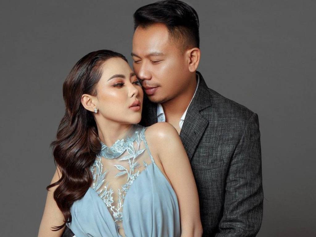 Heboh! Foto Mesra Vicky Prasetyo dan Ayu Aulia | Tagar Heboh! Foto Mesra Vicky Prasetyo dan Ayu Aulia | Tagar