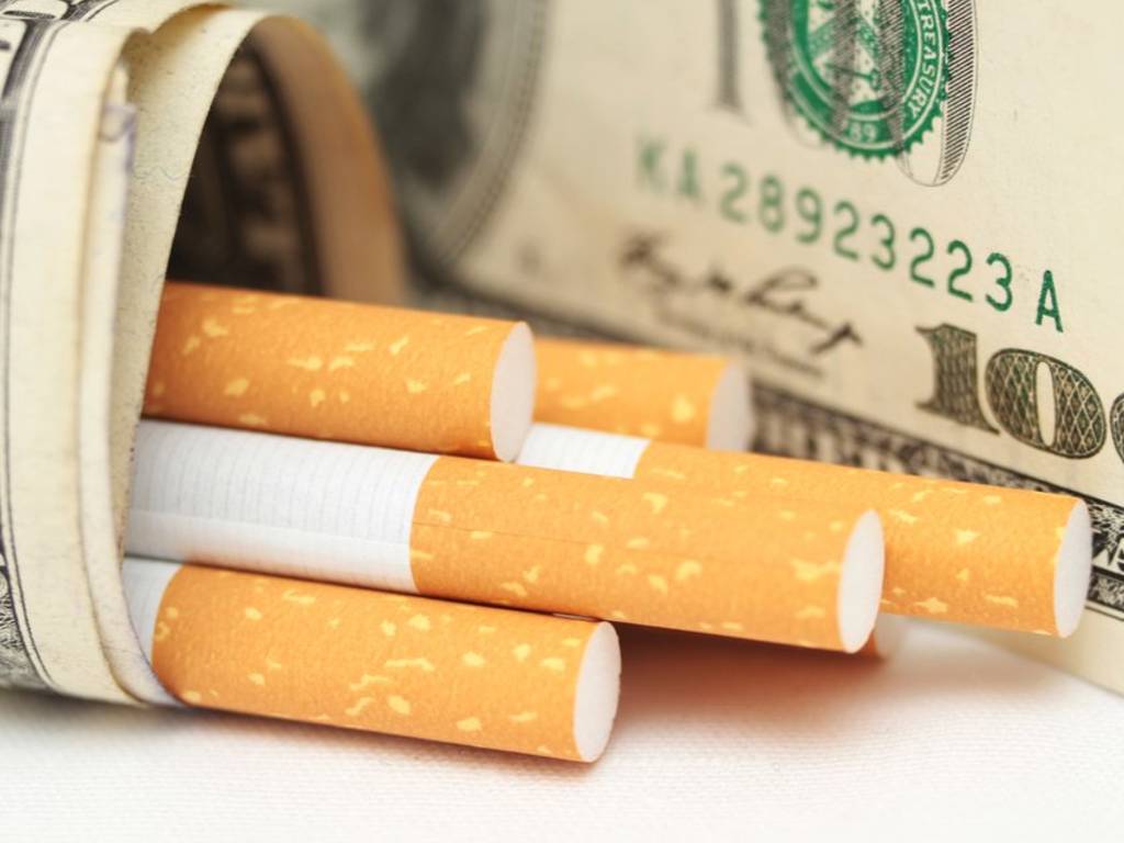 Cukai Rokok Naik 12 Persen, Ini Daftar Harga Rokok! | Tagar Cukai Rokok Naik 12 Persen, Ini Daftar Harga Rokok! | Tagar