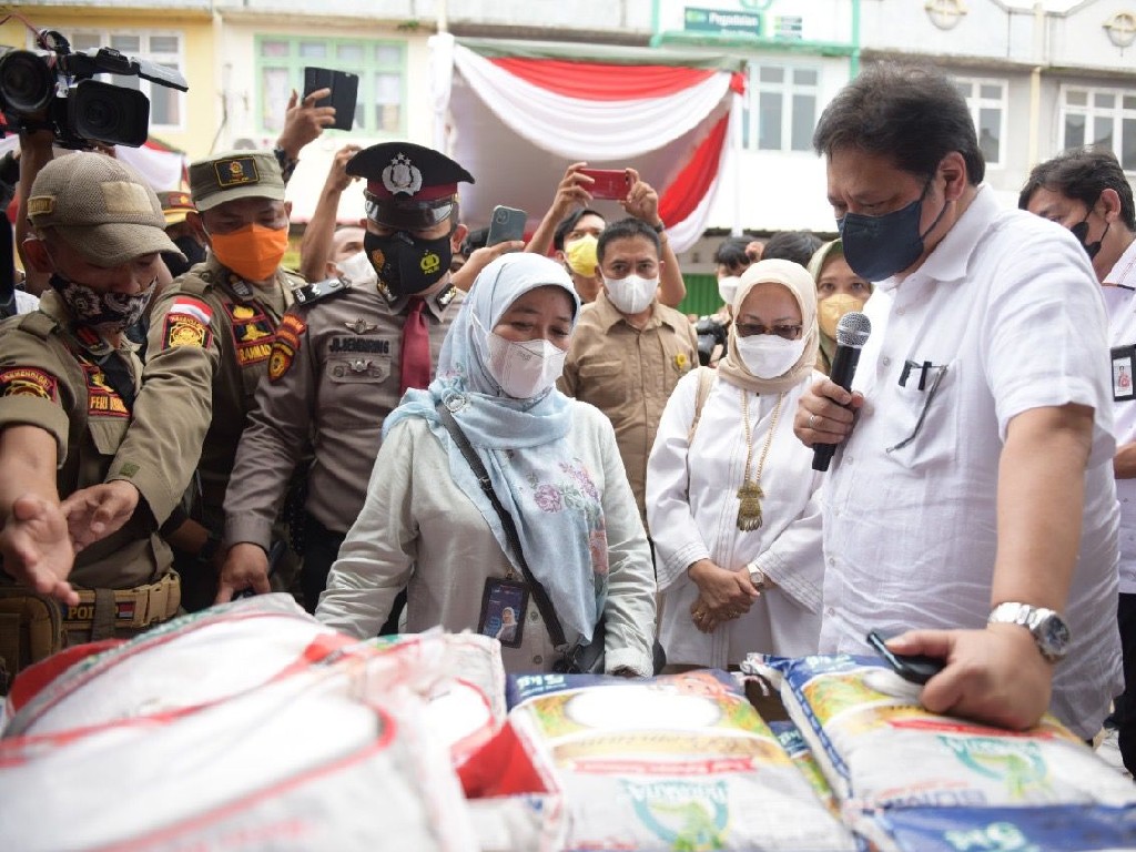 Menko Perekonomian Resmikan Pasar Pulung Kencana di Lampung | Tagar