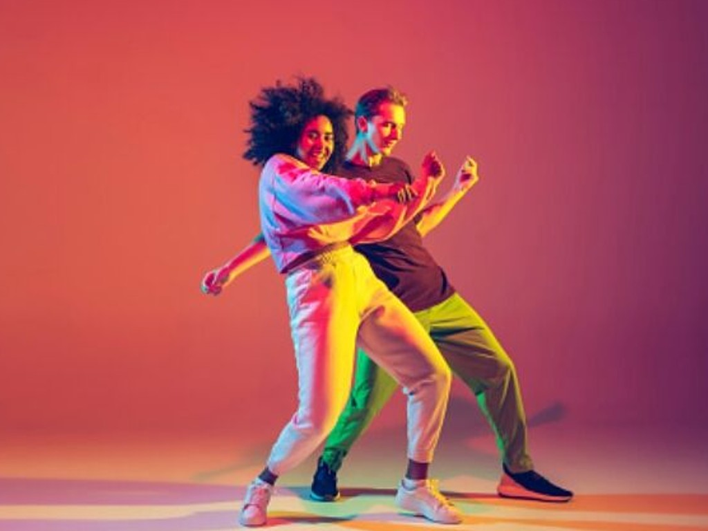 Benarkah Menari Bisa Bikin Tubuh Lebih Sehat? Ini Penjelasannya | Tagar