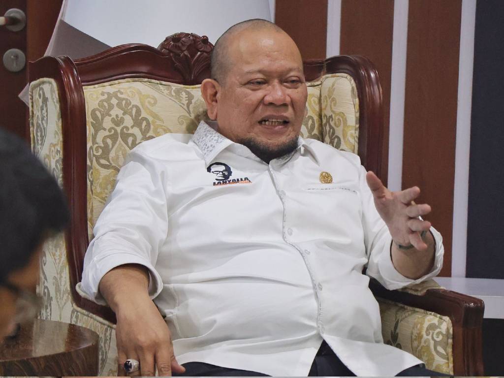 Temui Ketua DPD RI, Aktivis PEACE: Presidential Threshold Kunci ... Temui Ketua DPD RI, Aktivis PEACE: Presidential Threshold Kunci ...