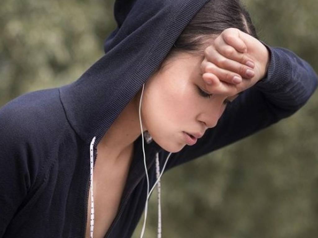 Kepala Pusing Ketika Berolahraga? Waspada, Ini Penyebabnya! | Tagar