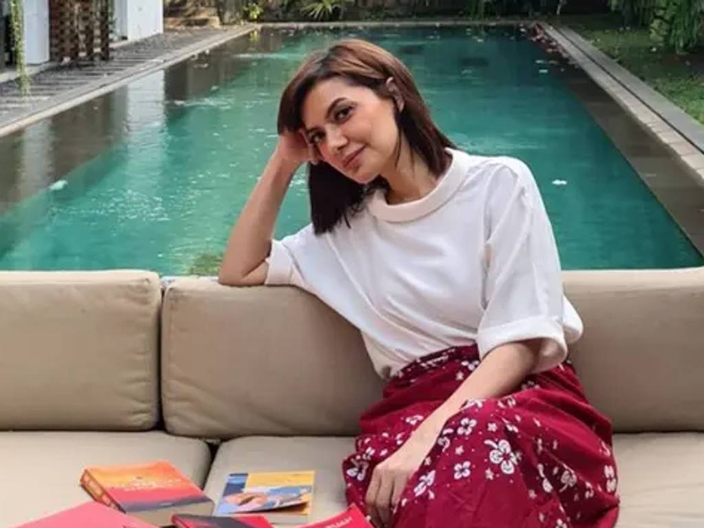 Najwa Shihab Sindir Gaya Hedon Polisi di Indonesia | Tagar Najwa Shihab Sindir Gaya Hedon Polisi di Indonesia | Tagar