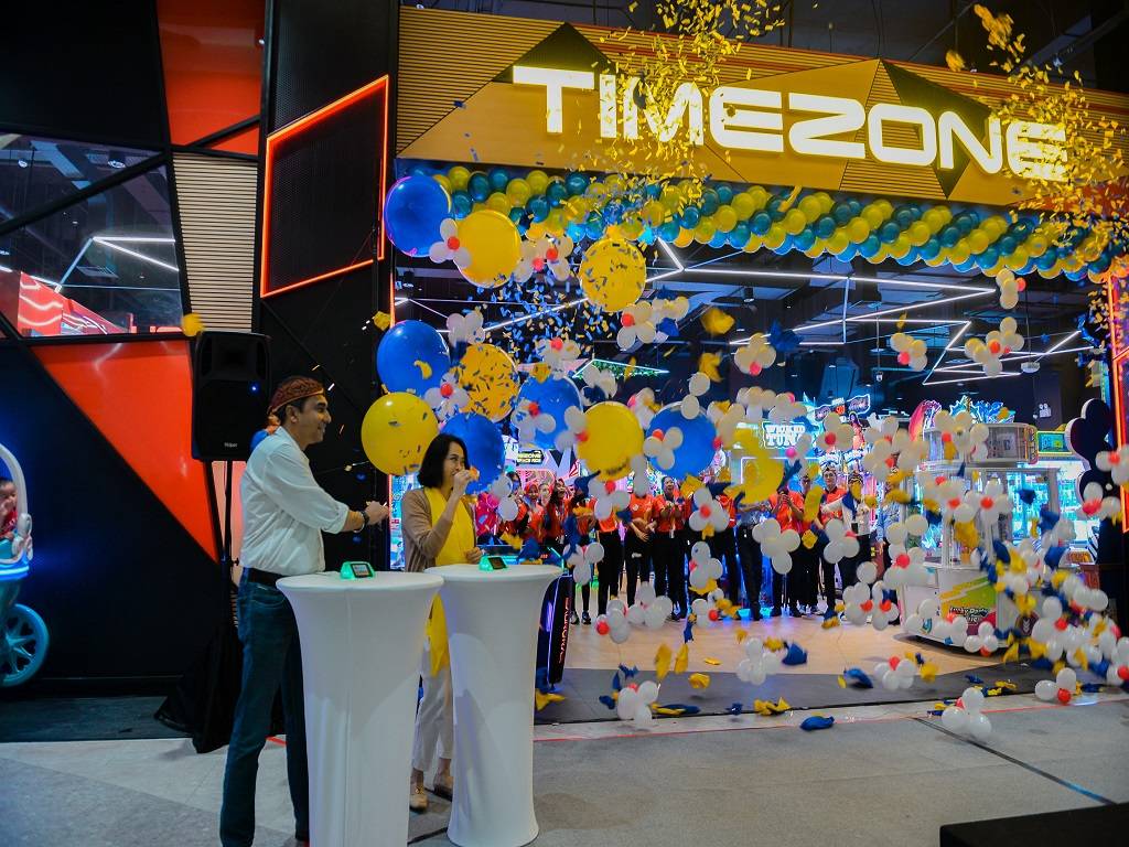 Timezone Hadirkan Keseruan ’Next Level Fun’ di Living World Kota Wisata ...
